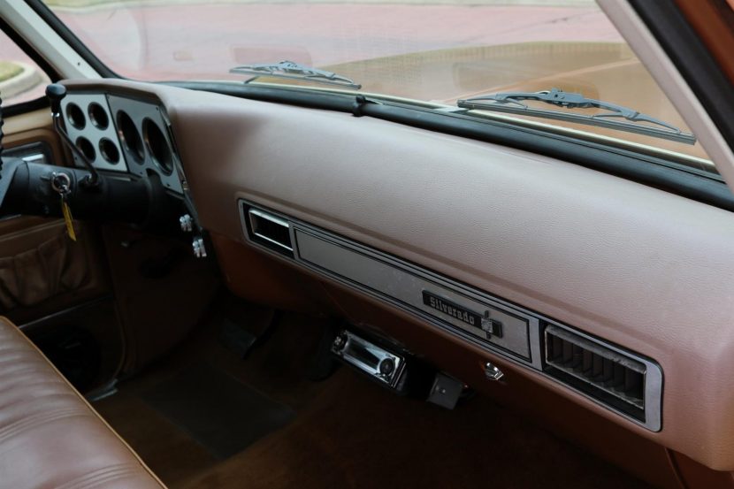 1979 Chevy Suburban Silverado (Estate) – Texas Trucks and Classics
