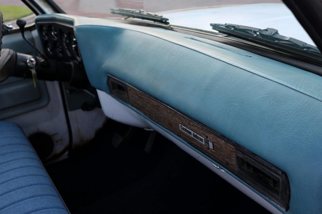 1976 Chevy C10 Custom Deluxe (Bicentennial Theme) – Texas Trucks and ...