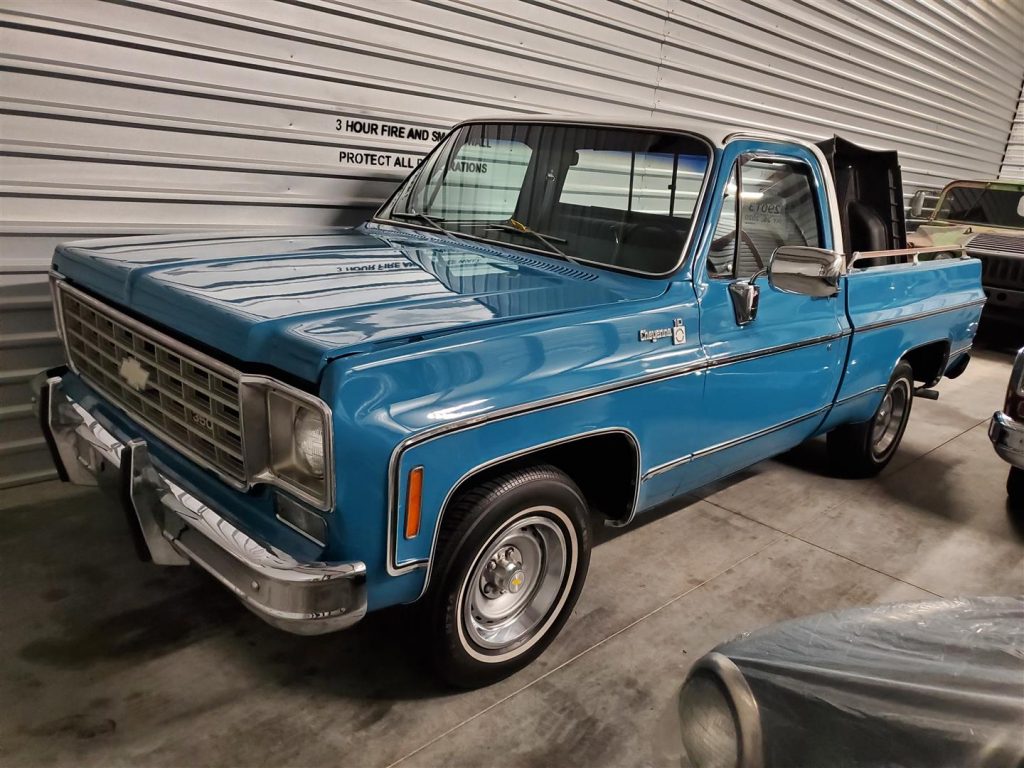 1976 Chevy C10 Cheyenne – Texas Trucks and Classics