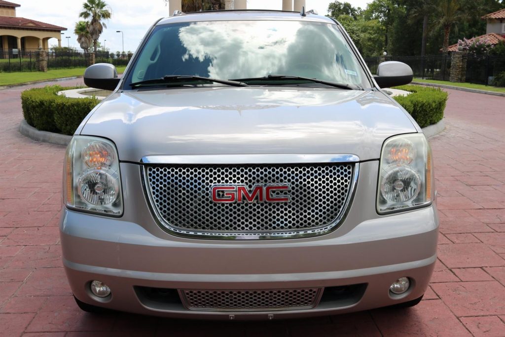 2007 GMC Yukon XL Denali AWD – Texas Trucks and Classics