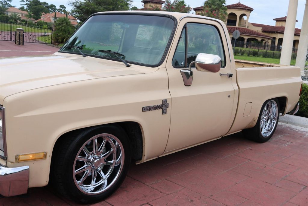 1987 Chevy R10 SWB Custom Deluxe – Texas Trucks and Classics
