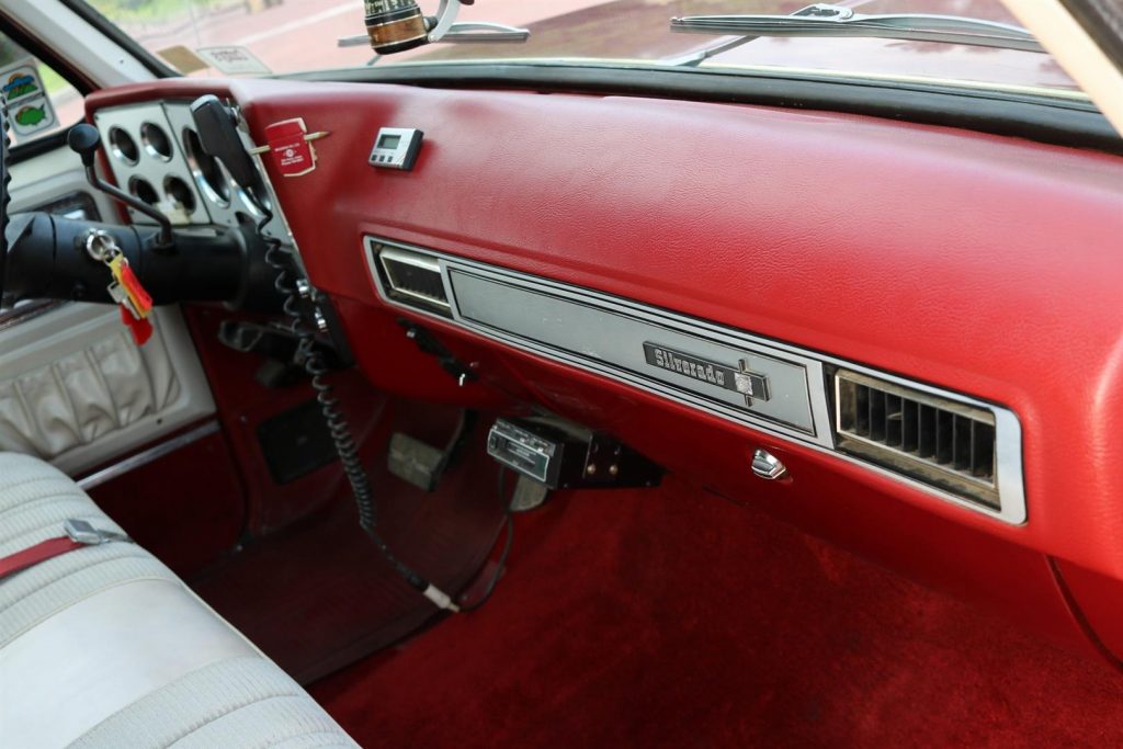 1979 Chevy Suburban Silverado – Texas Trucks and Classics