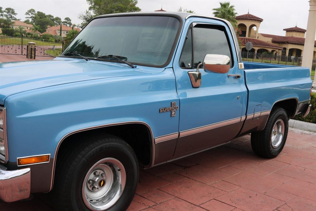 1987 Chevy R10 Silverado SWB – Texas Trucks and Classics
