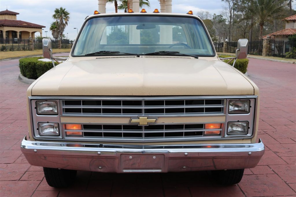 1985 Chevy C30 Crew Cab Utility Bed – Texas Trucks and Classics