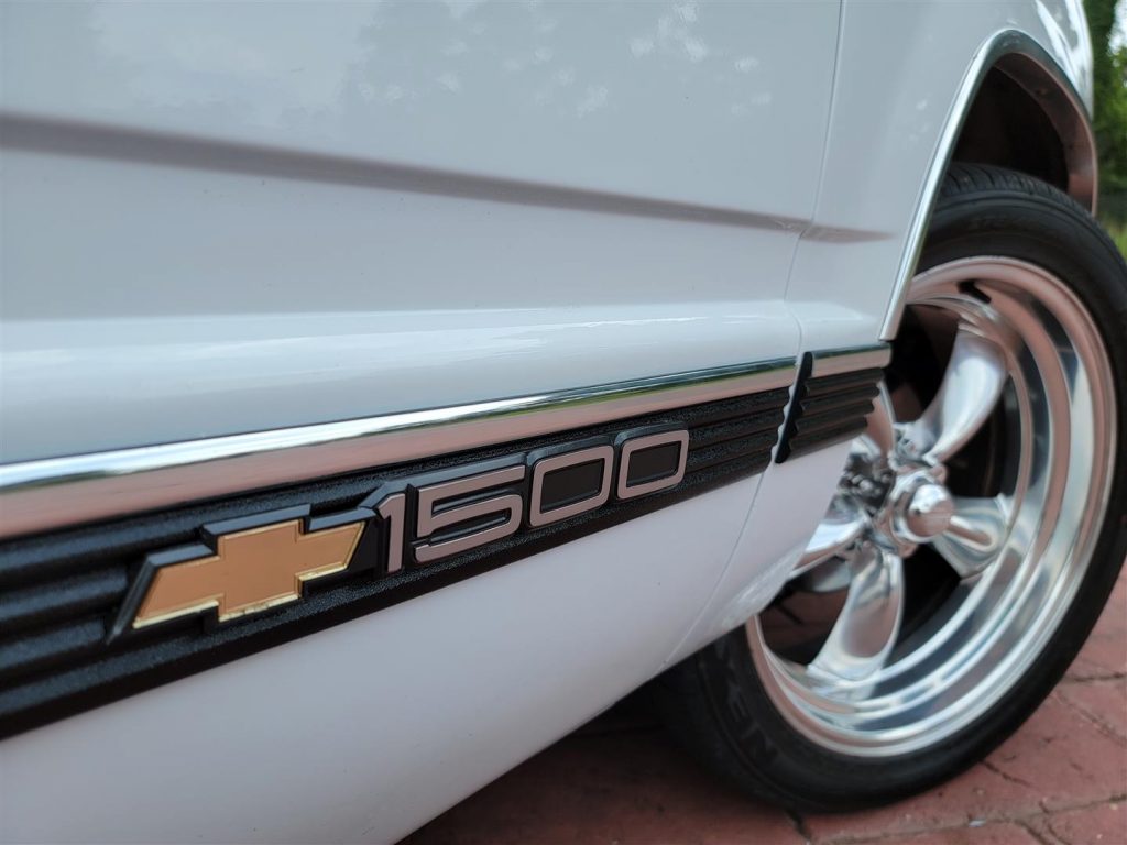 1989 Chevy C1500 SIlverado – Texas Trucks and Classics