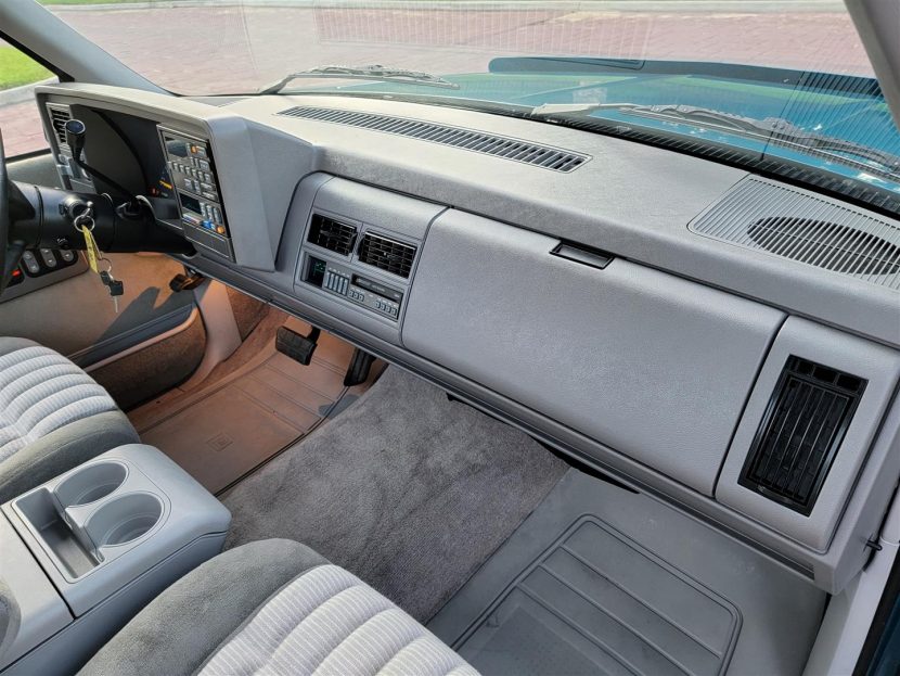 1992 Chevy C1500 Silverado – Texas Trucks and Classics