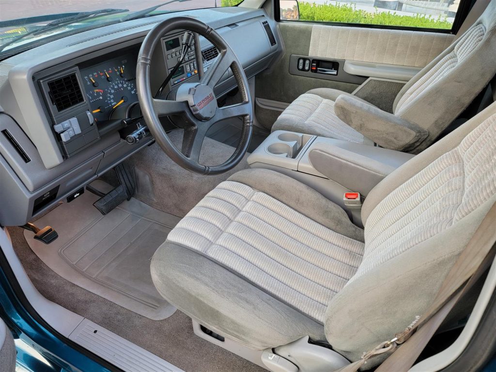 1992 Chevy C1500 Silverado – Texas Trucks and Classics