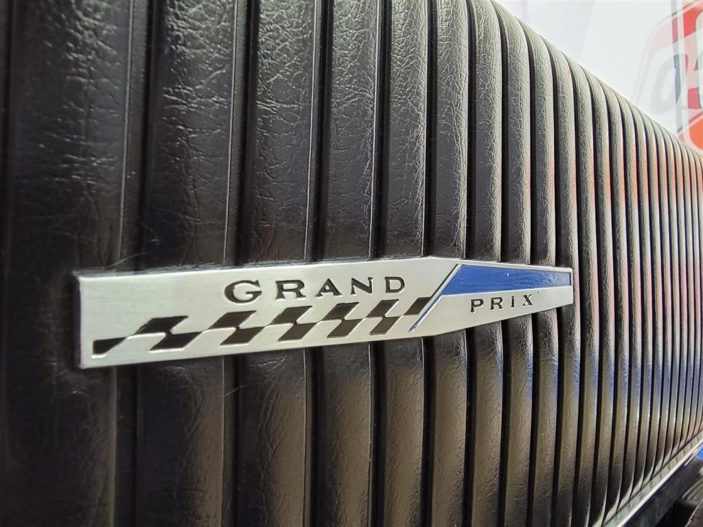 1962 Pontiac Grand Prix – Texas Trucks and Classics