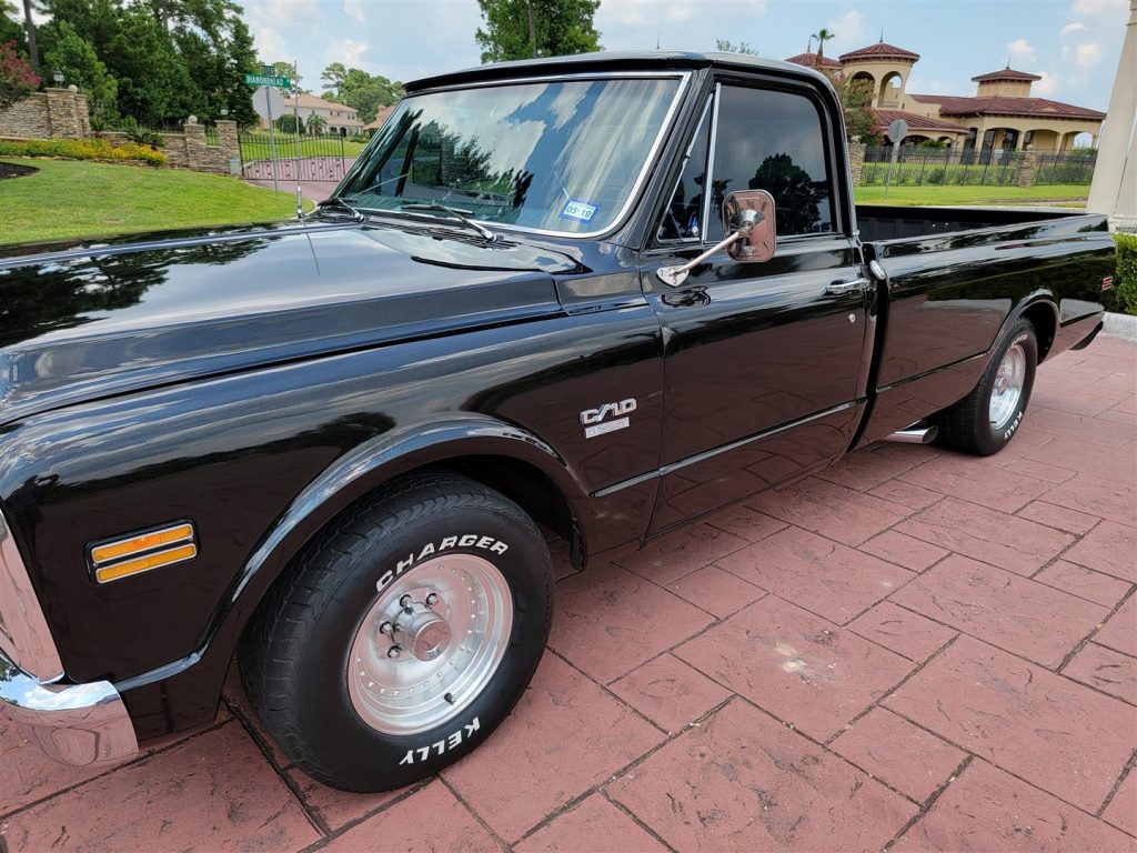 1970 Chevy C10 LWB – Texas Trucks and Classics