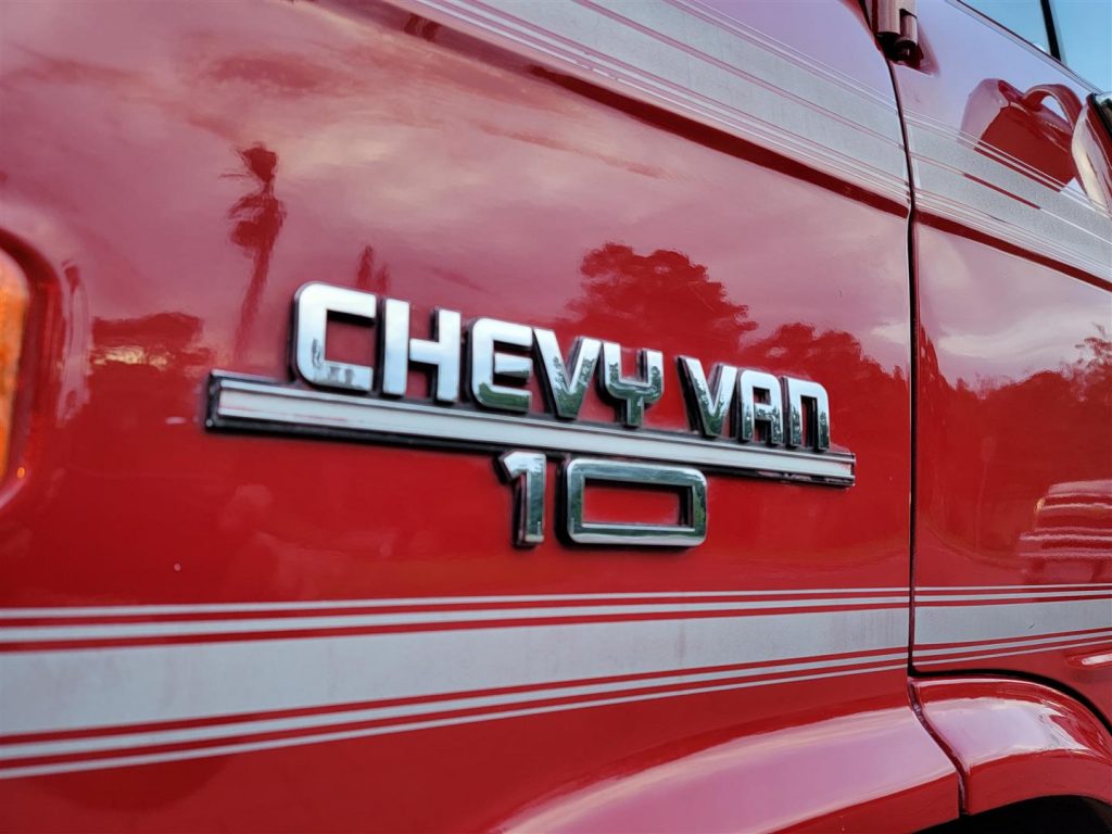 1988 Chevy G10 Van – Texas Trucks and Classics
