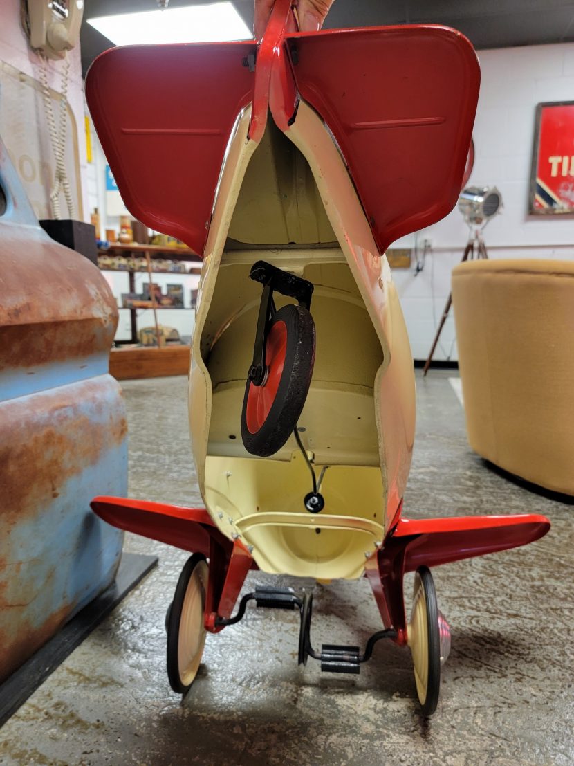 Gilmore Aviation Pedal Plane – Texas Trucks and Classics