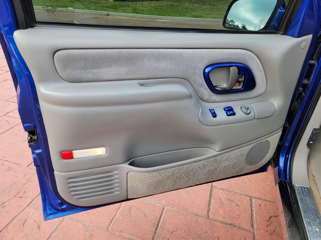 1995 Chevy C1500 Silverado – Texas Trucks and Classics