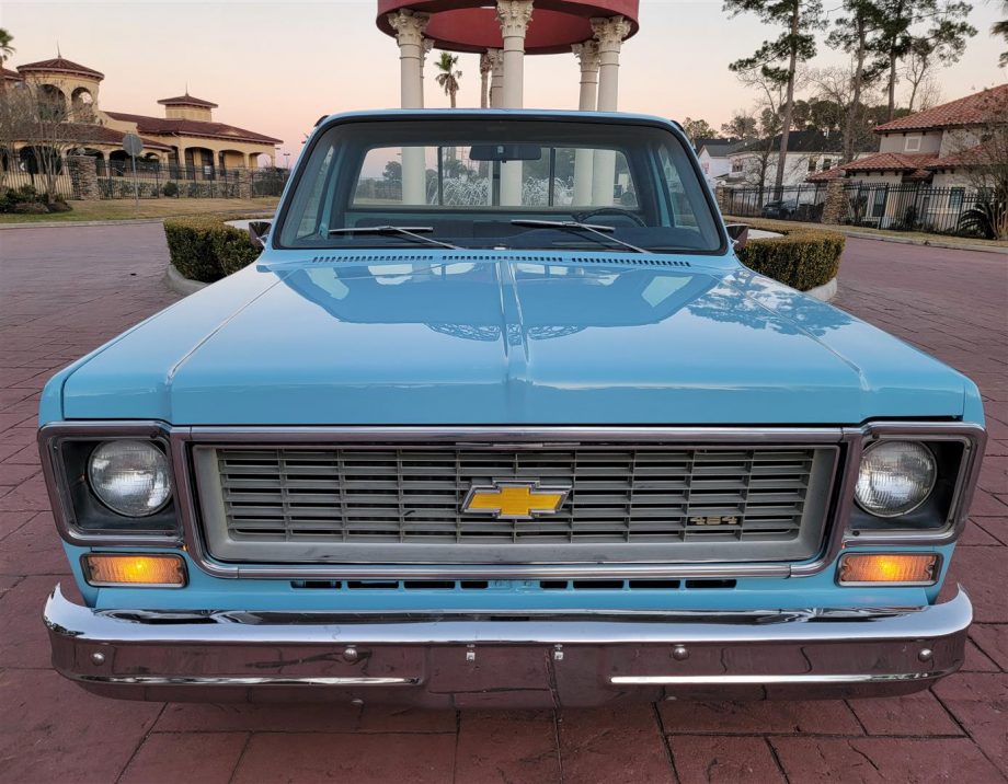 1975 Chevy C10 Silverado – Texas Trucks and Classics