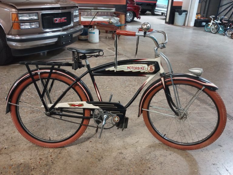 1940 Schwinn Motorbike – Texas Trucks and Classics