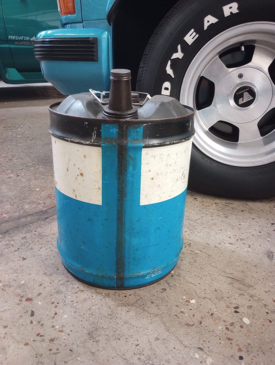 Chevron Turbine Oil Can – Texas Trucks and Classics
