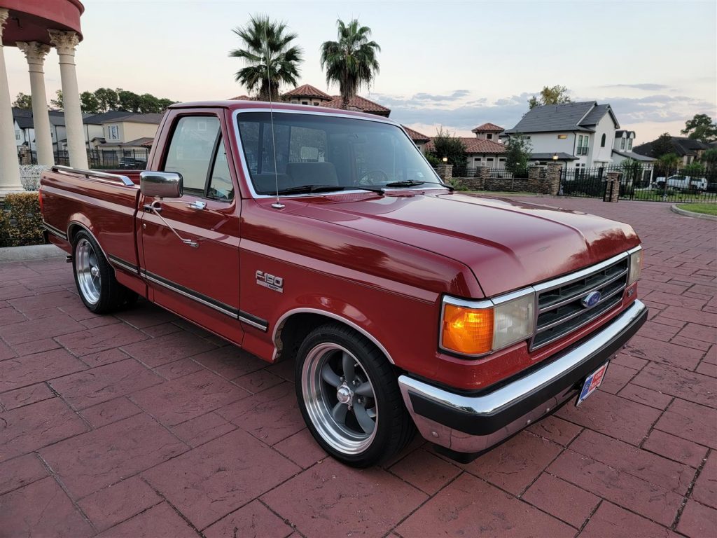 1990 Ford F150 XLT Lariat – Texas Trucks and Classics