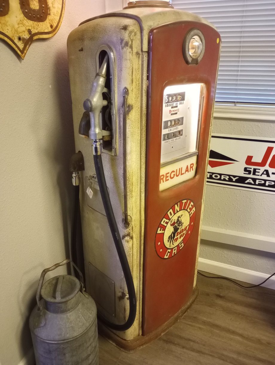 Bennett 766 Frontier Gas Pump – Texas Trucks and Classics