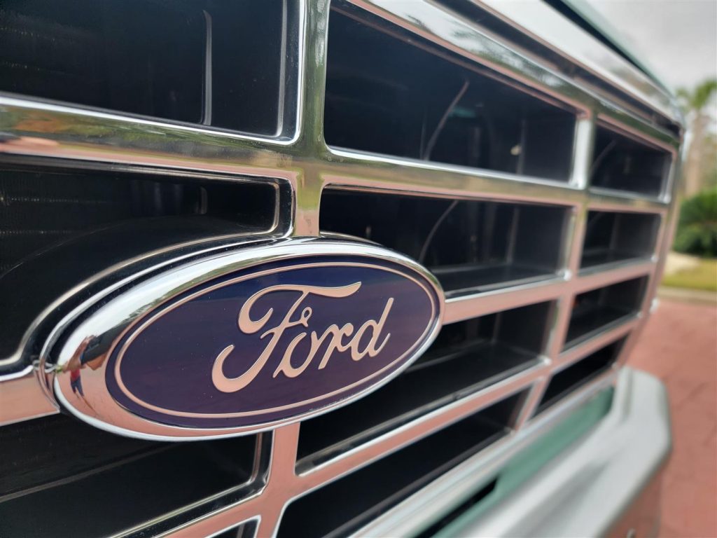 1982 Ford F150 LWB – Texas Trucks and Classics