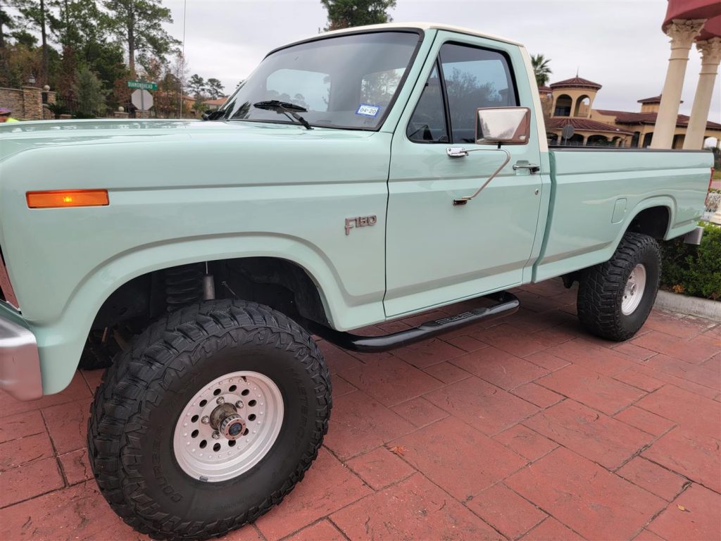 1982 Ford F150 LWB – Texas Trucks and Classics