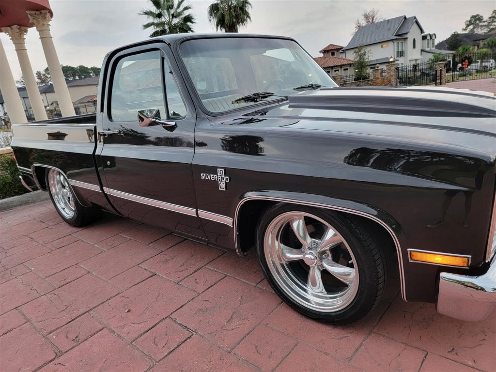 1985 Chevy C10 Silverado – Texas Trucks and Classics