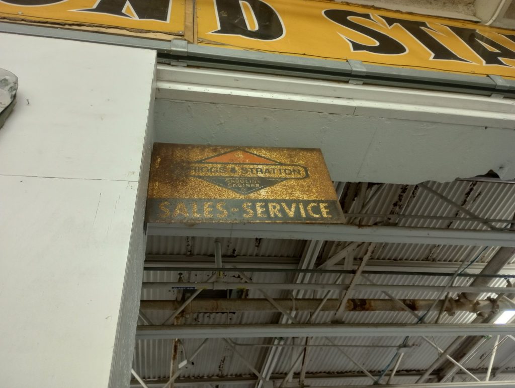 Briggs & Stratton Sign – Texas Trucks and Classics