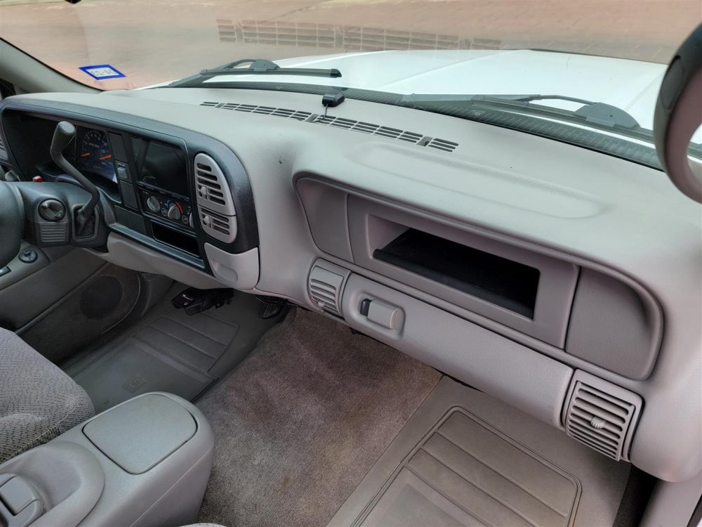 2000 GMC C3500 Sierra SLE – Texas Trucks and Classics