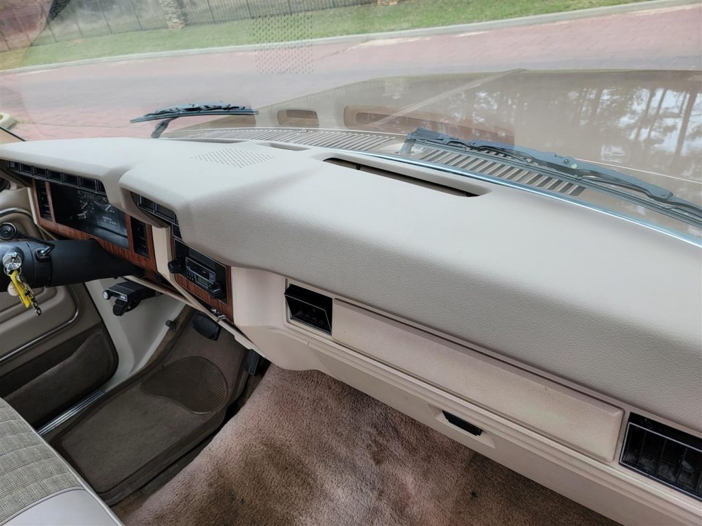 1981 Ford F100 Ranger XLT – Texas Trucks and Classics