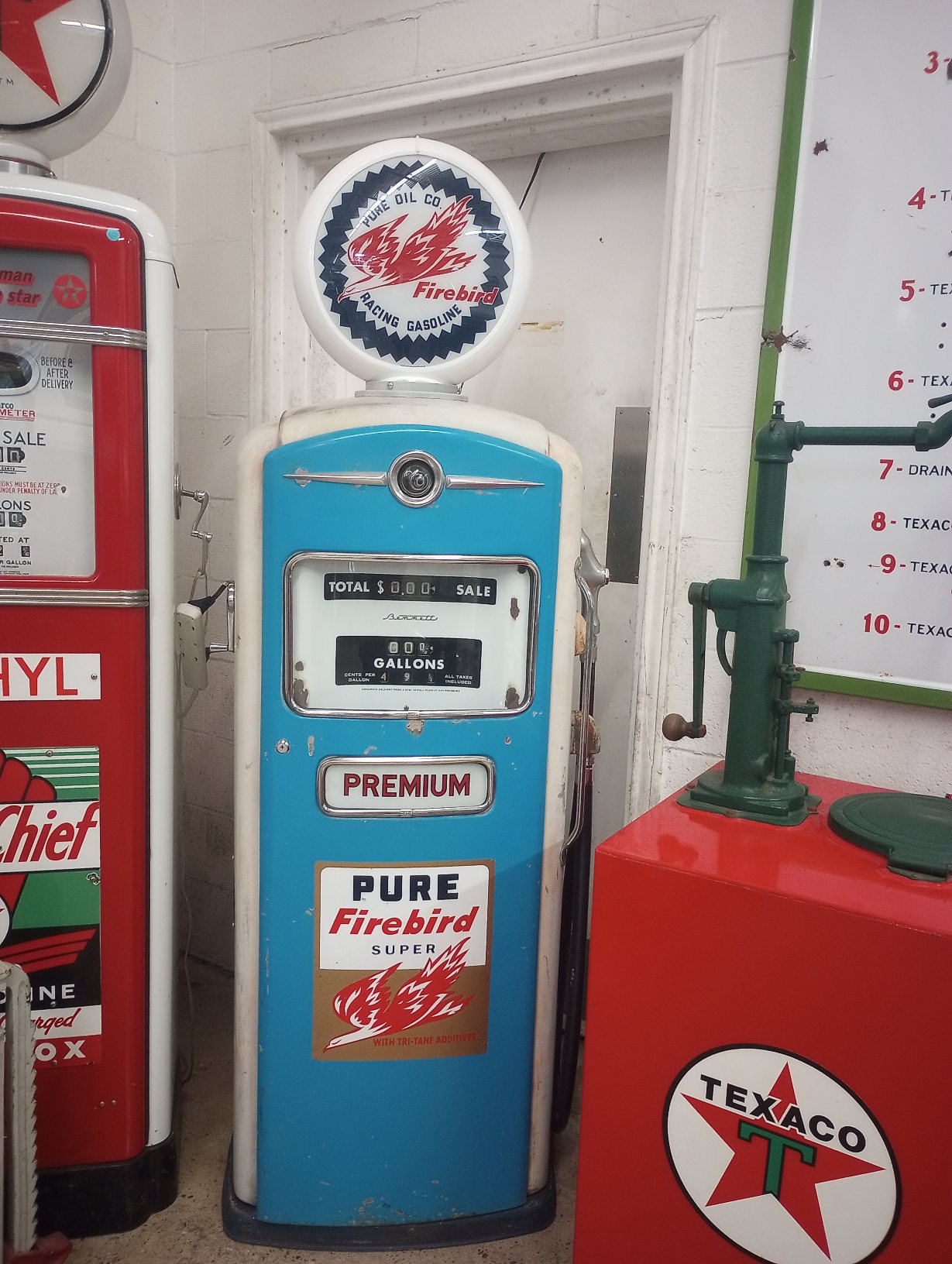 Bennett 966 Pure Firebird Gas Pump – Texas Trucks and Classics