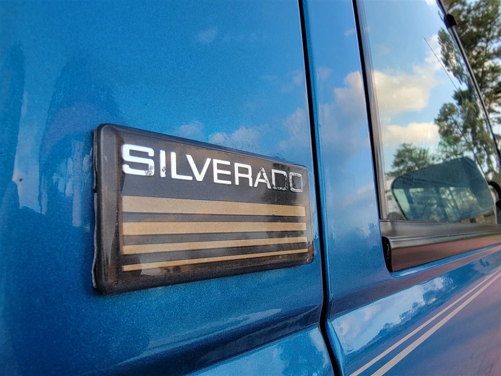 1992 Chevy C1500 Silverado – Texas Trucks and Classics