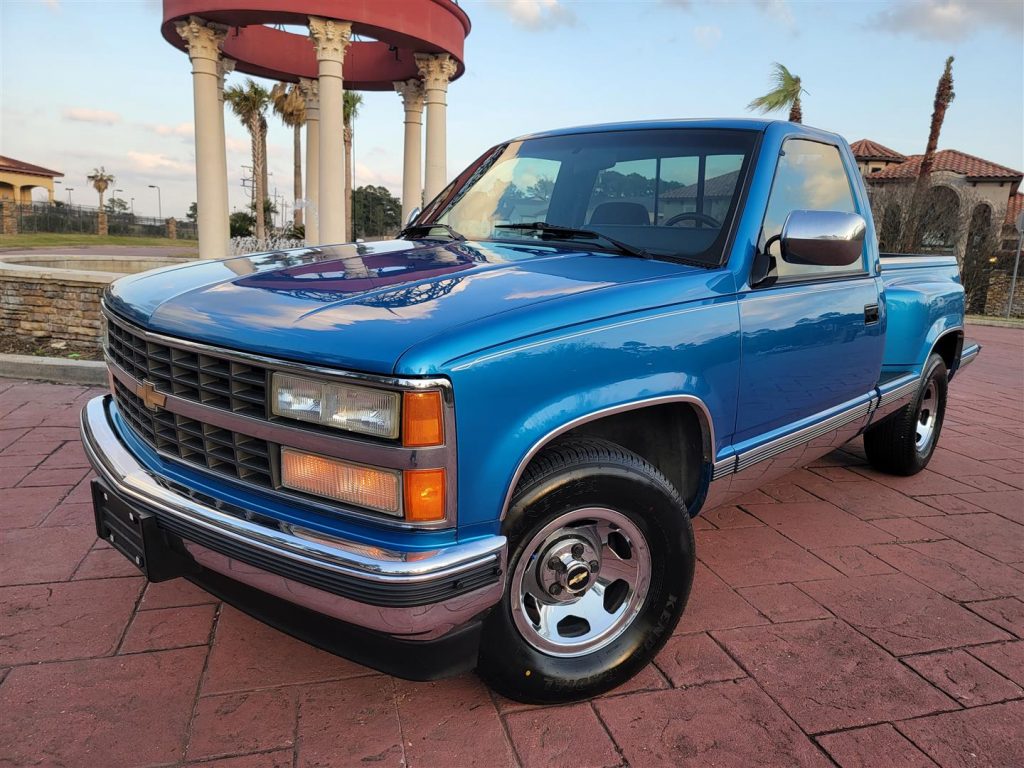 1992 Chevy C1500 Silverado – Texas Trucks and Classics