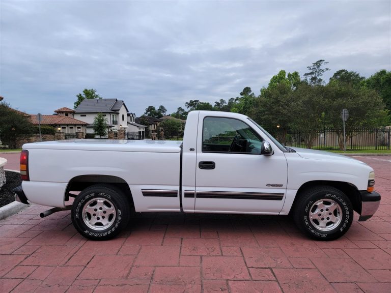 2000 Chevy 1500 Silverado LS – Texas Trucks and Classics