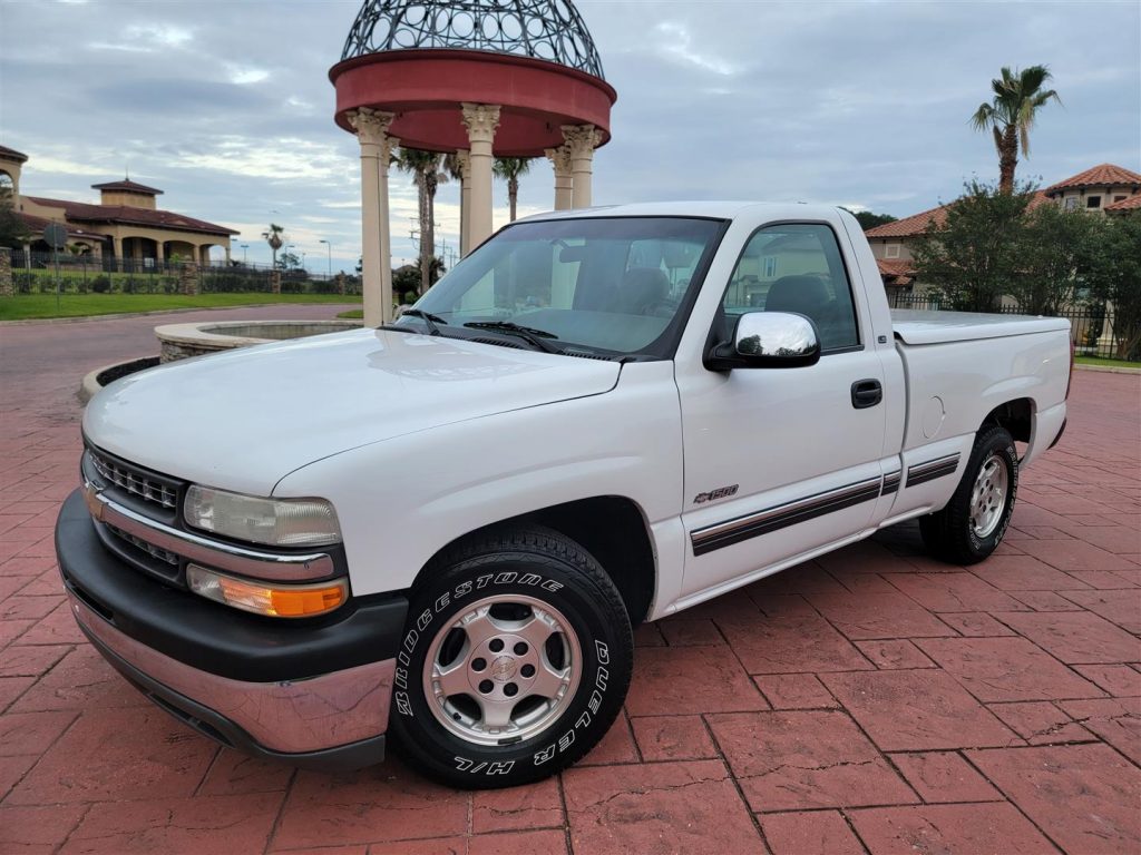2000 Chevy 1500 Silverado LS – Texas Trucks and Classics