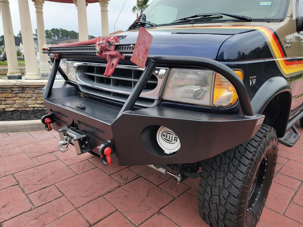 2001 Ford E350 “Overland” Van – Texas Trucks and Classics