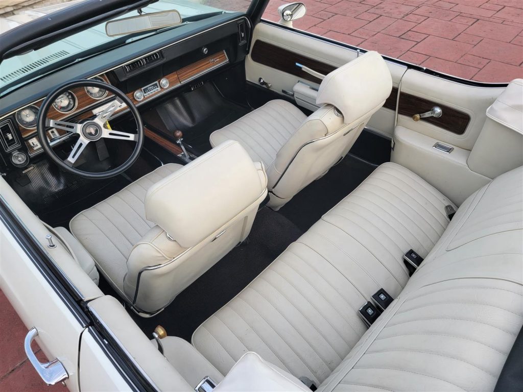 1971 Oldsmobile Cutlass Supreme Convertible – Texas Trucks and Classics