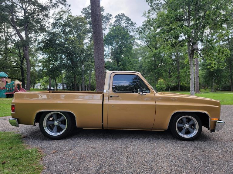 1985 Chevy C10 Silverado – Texas Trucks and Classics