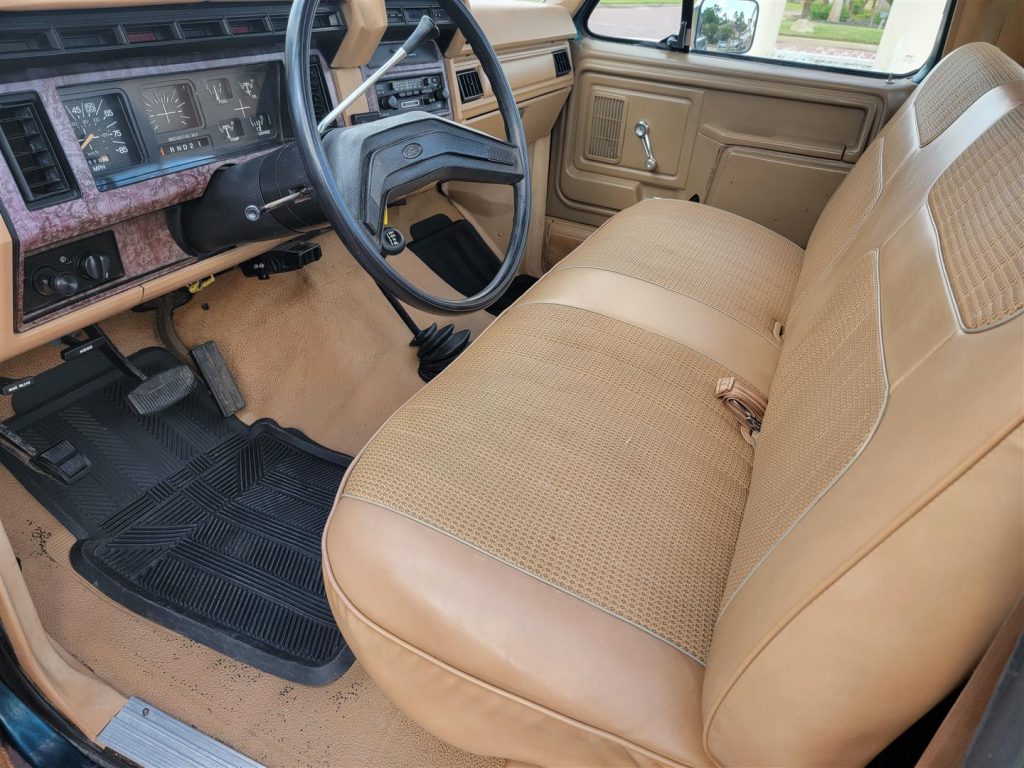 1985 Ford F250XL Explorer – Texas Trucks and Classics
