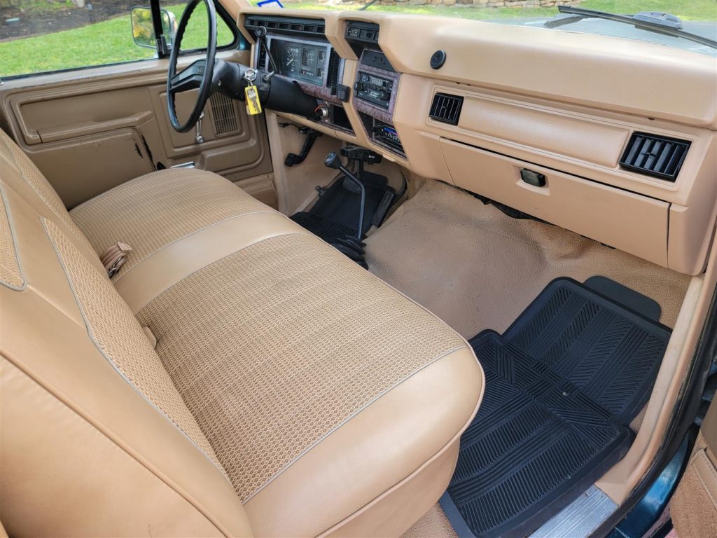 1985 Ford F250XL Explorer – Texas Trucks and Classics