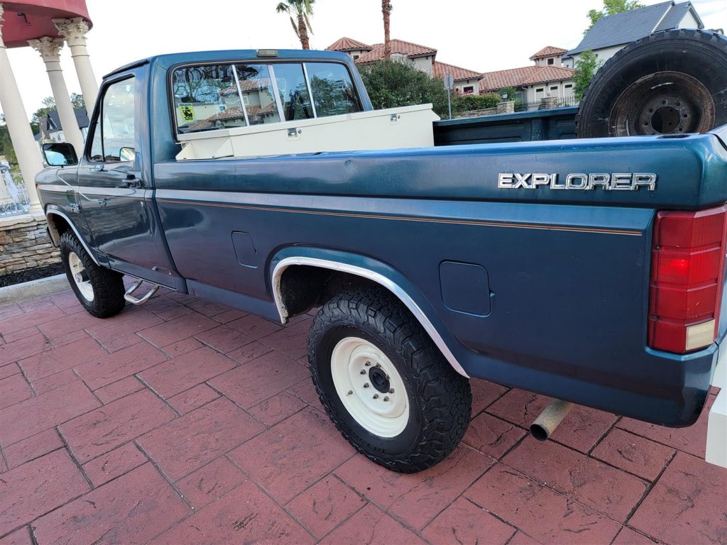 1985 Ford F250XL Explorer – Texas Trucks and Classics