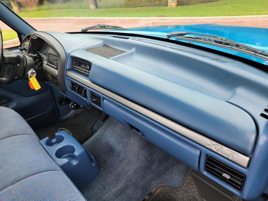 1994 Ford F150 XLT (4×4) – Texas Trucks and Classics