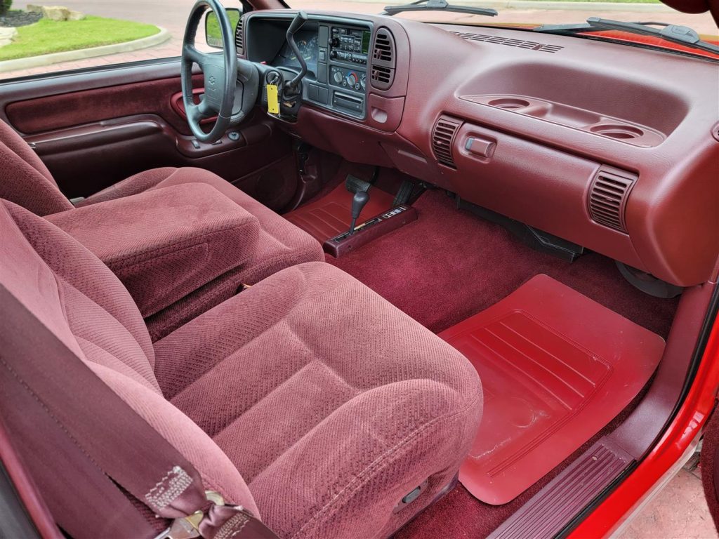 1995 Chevy K1500 Silverado 4×4 – Texas Trucks and Classics