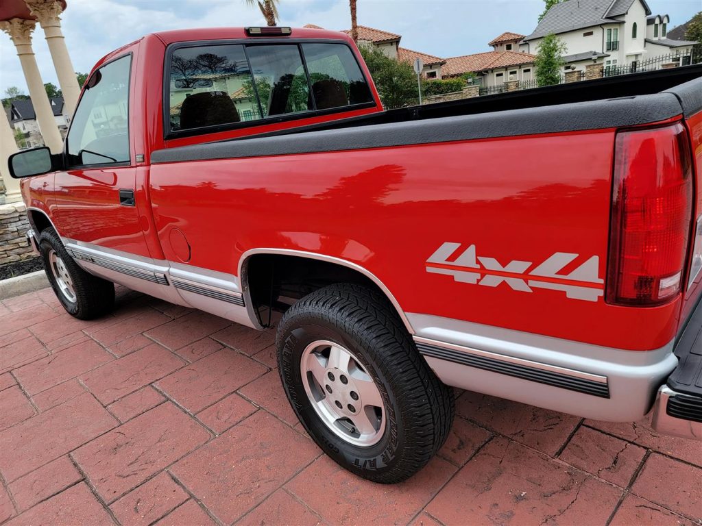 1995 Chevy K1500 Silverado 4×4 – Texas Trucks and Classics