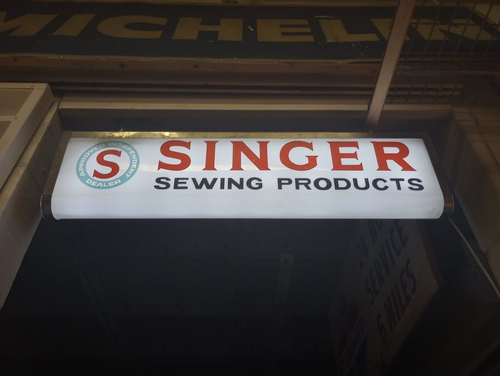 Singer Light-up Sign – Texas Trucks and Classics