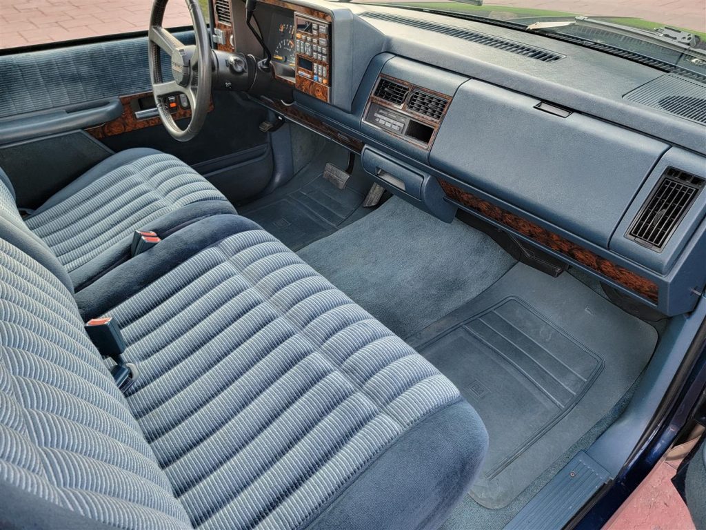 1993 Chevy C1500 Silverado – Texas Trucks and Classics