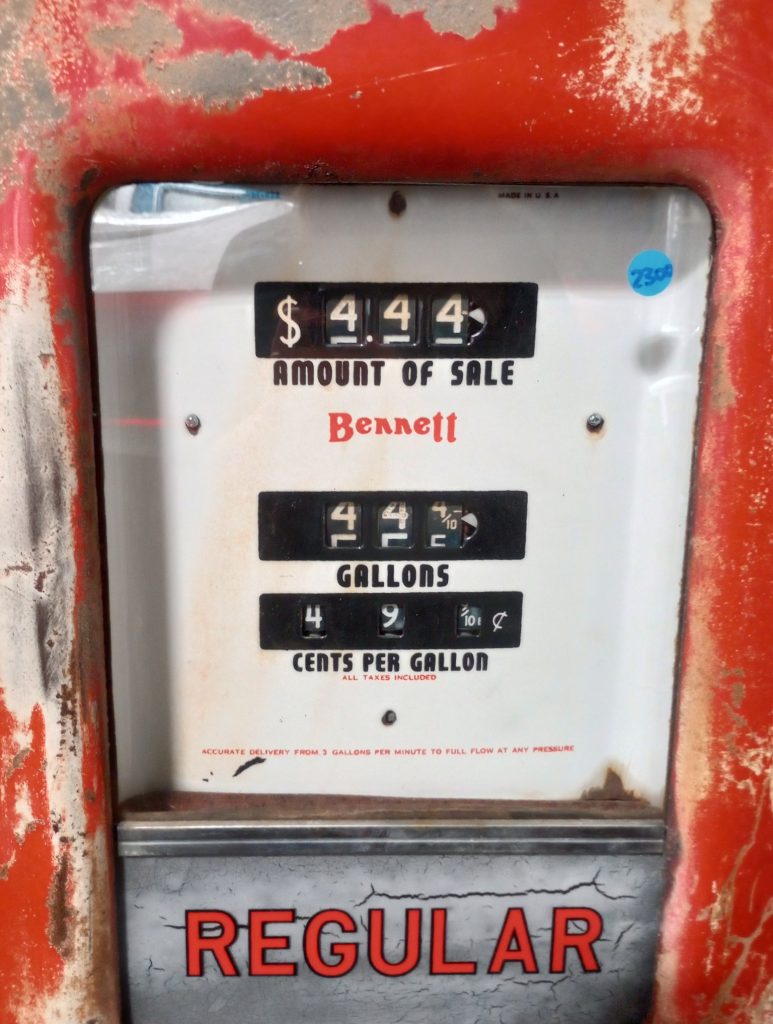 Shell Bennett Gas Pump – Texas Trucks and Classics