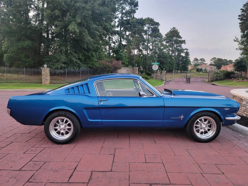 1965 Ford Mustang Fastback 2+2 – Texas Trucks and Classics