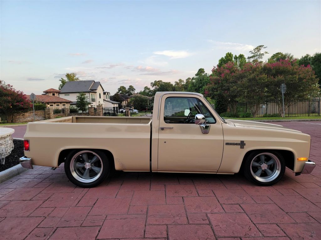 1986 Chevy C10 Custom Deluxe – Texas Trucks and Classics