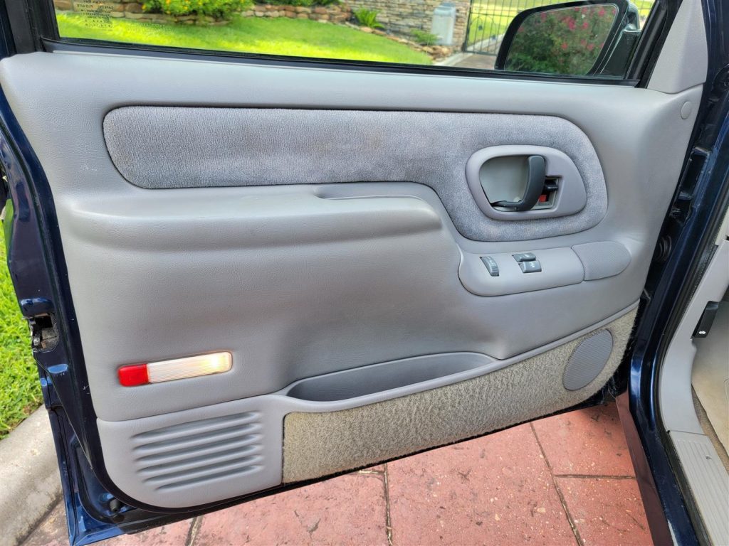 1995 Chevy C1500 Silverado – Texas Trucks and Classics