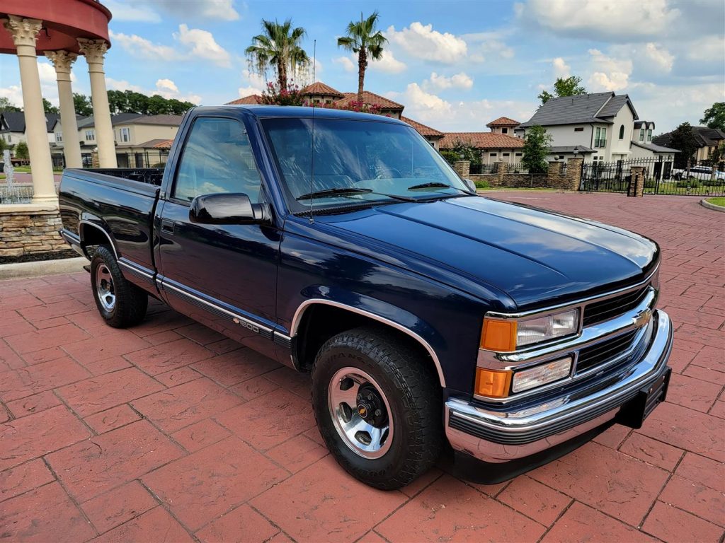 1995 Chevy C1500 Silverado – Texas Trucks and Classics
