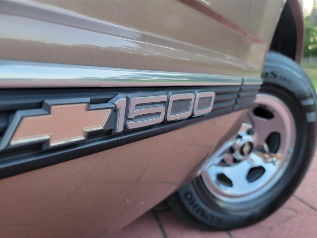 1996 Chevy C1500 Silverado – Texas Trucks and Classics