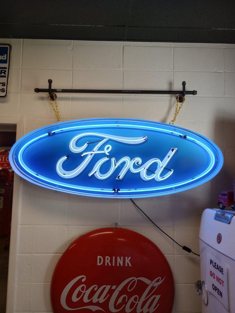 Ford Neon – Texas Trucks and Classics